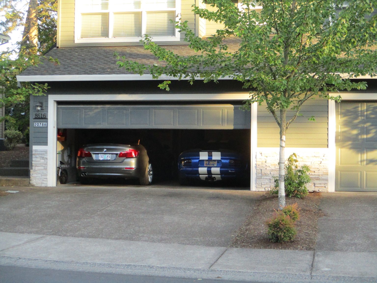Adding a Garage to House (Before and After; Costs) - Garagehold
