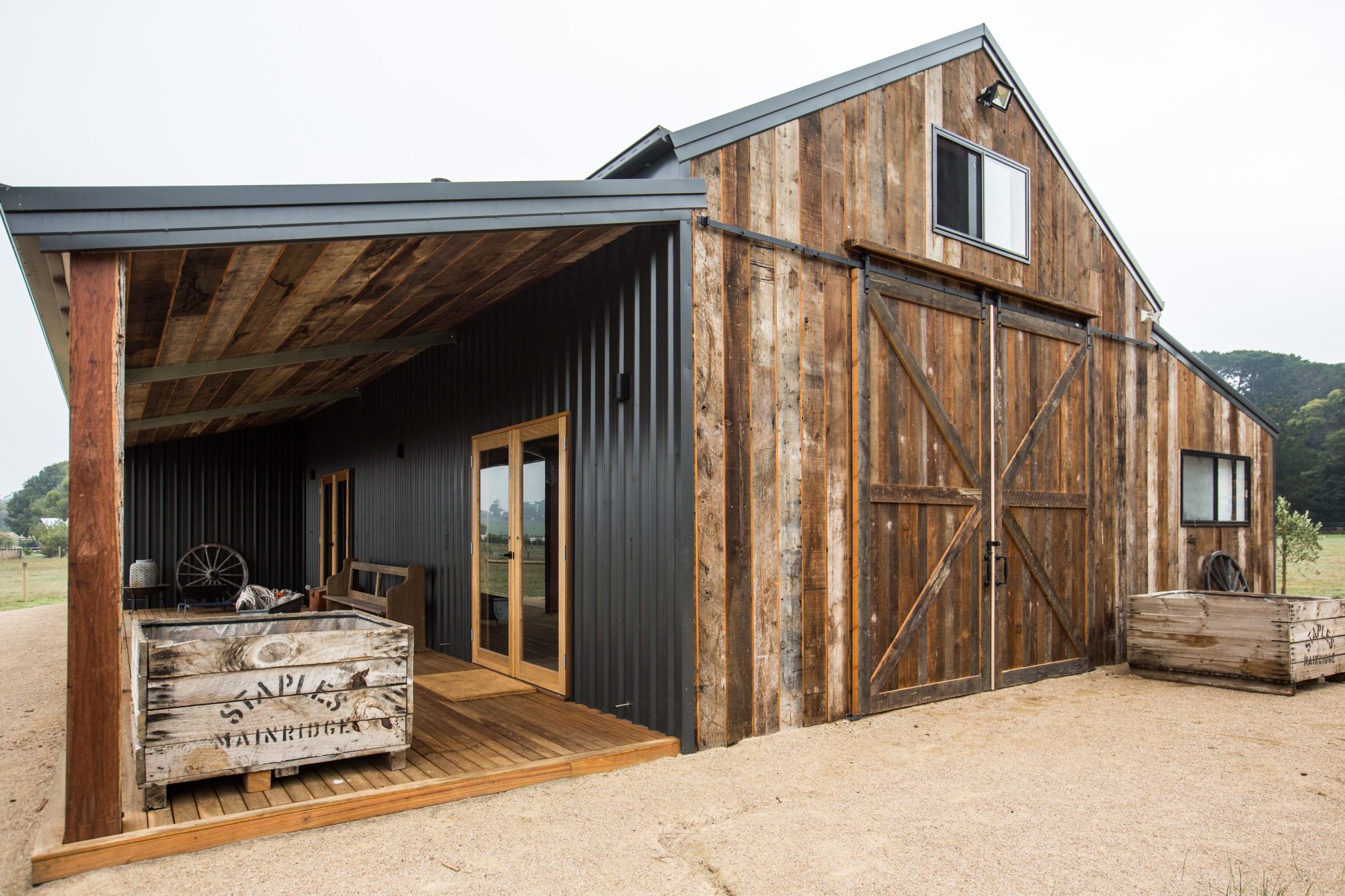 15 Build Garage with Apartment Above (Ideas & Plans) - Garagehold